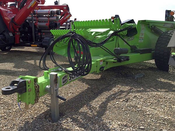 Schulte RS320 Conveyor Jumbo Rock Picker | Flaman Agriculture