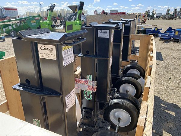 Gatco High Clearance JH-3900 Sprayer Jack | Flaman Agriculture