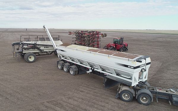 Convey-All Commercial Seed Tender Trailer | Flaman Agriculture