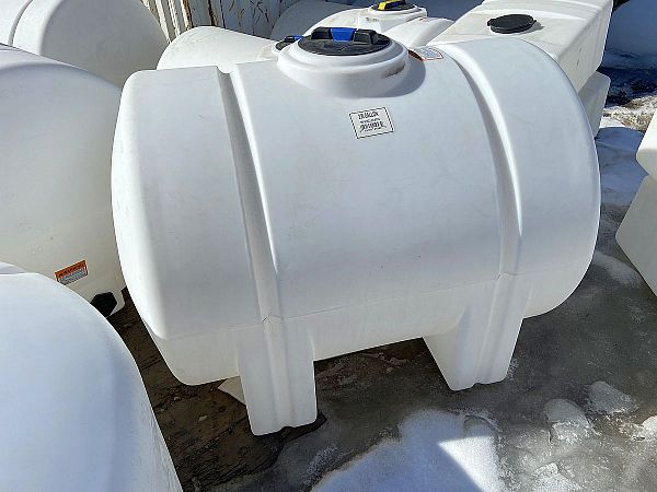 200 Imp Gallon Horizontal Leg Tank | Flaman Agriculture