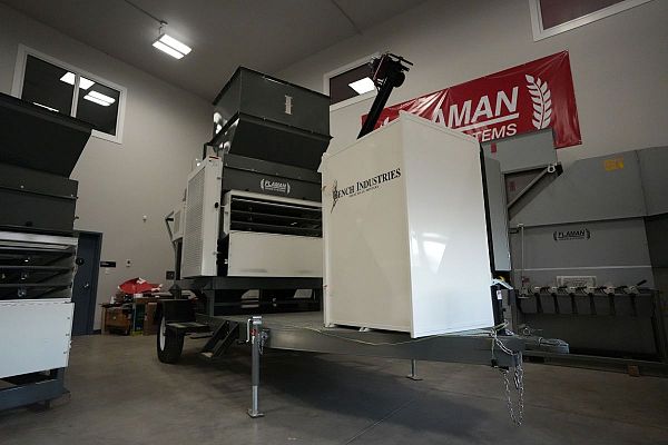 Bench Portable Grain Cleaner | Flaman Agriculture