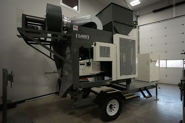 Bench Portable Grain Cleaner | Flaman Agriculture