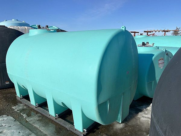 2200 US Gallon Enduraplas Sump Bottom Transport Tank | Flaman Agriculture