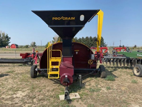 Pro Grain B-1610 Bagger with Hopper | Flaman Agriculture