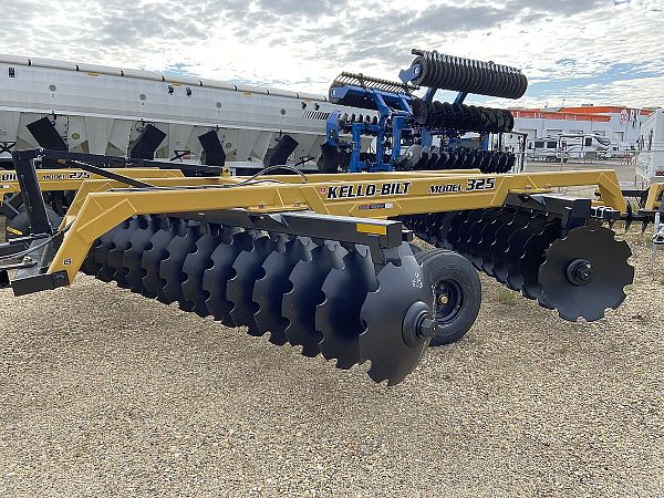 Kello-Bilt 325 - 16' Offset Breaking Disc | Flaman Agriculture