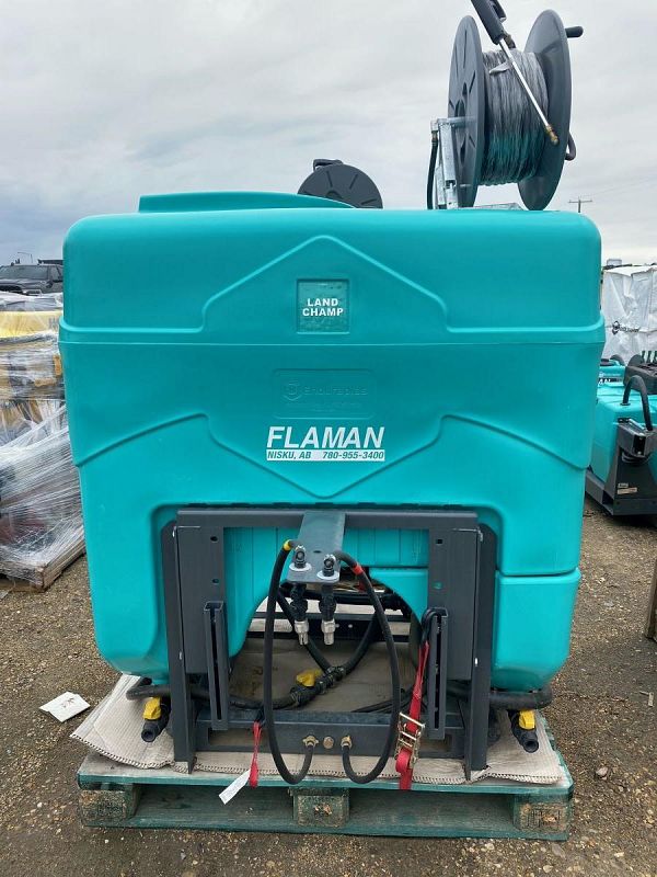 Enduraplas Land Champ 200Gal. Sprayer | Flaman Agriculture