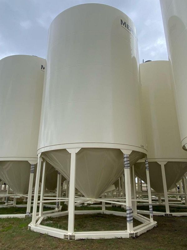 Meridian 1620 Multi-Purpose Bin | Flaman Agriculture