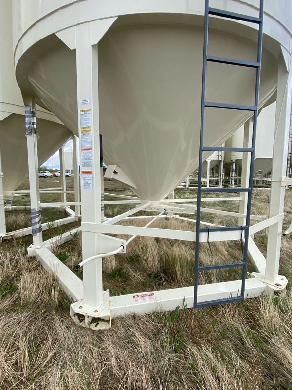 Meridian 1412 Smoothwall Bin | Flaman Agriculture