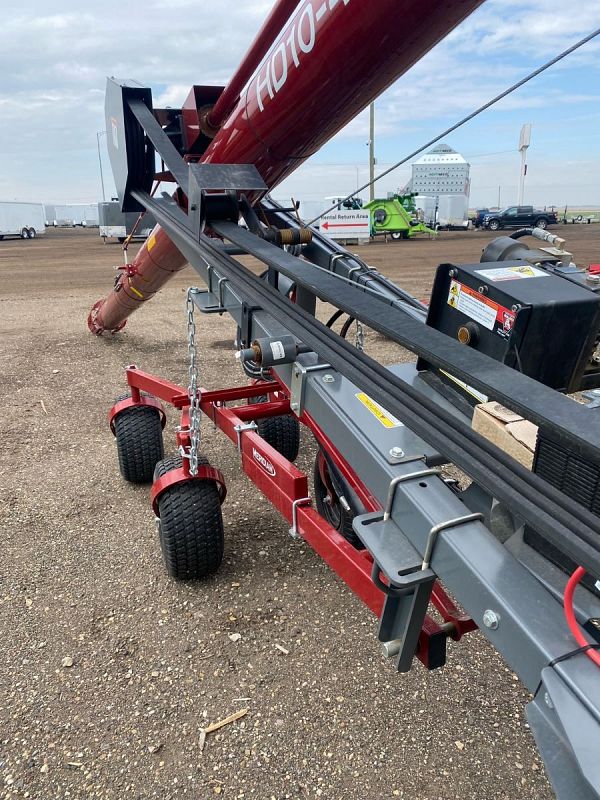 Meridian HD 10-46 Grain Auger with 40HP | Flaman Agriculture