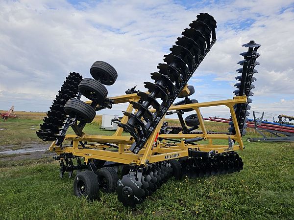 Kello-Bilt 225 38' Disc | Flaman Agriculture